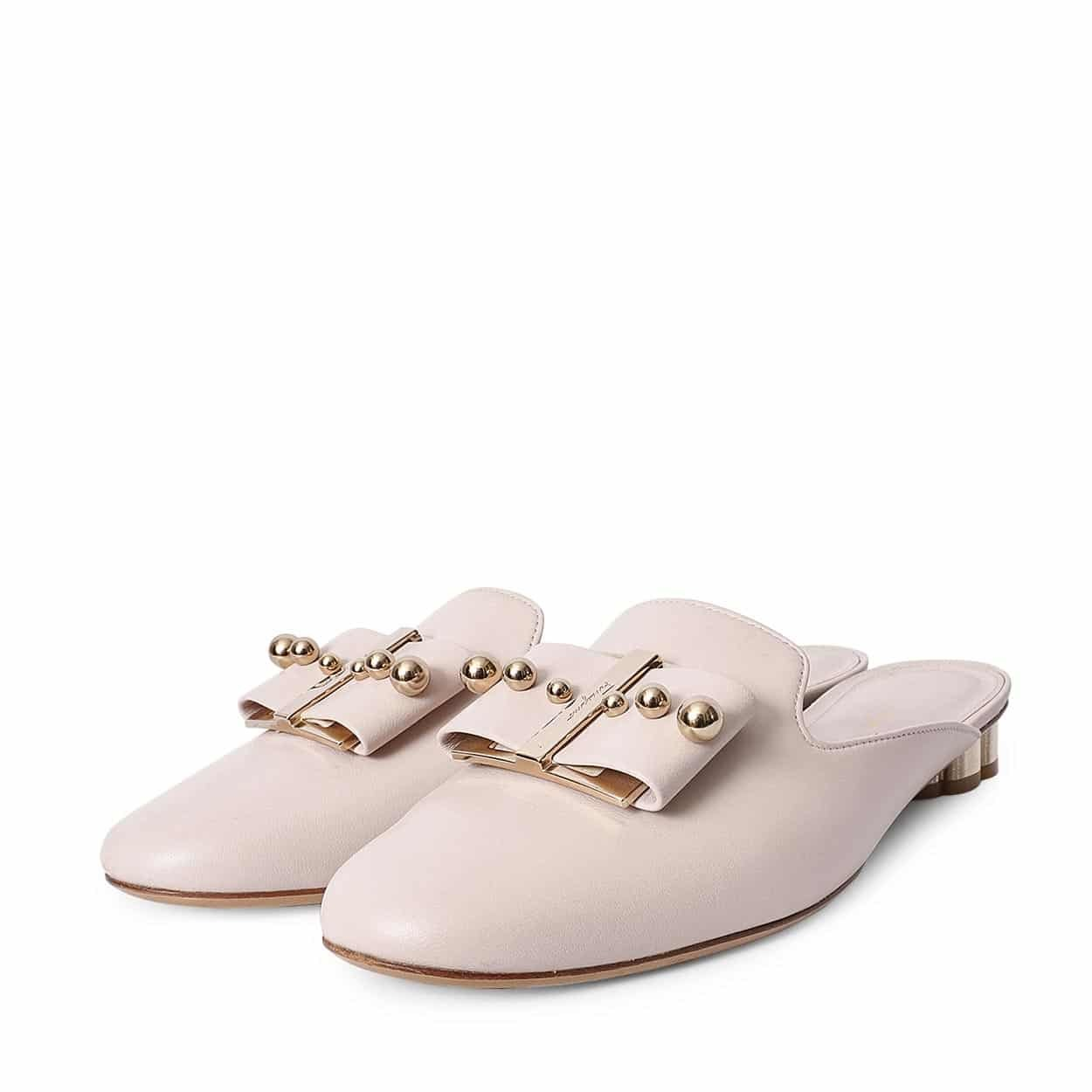 SALVATORE FERRAGAMO Leather Studded Bow Mules Beige | Luxity